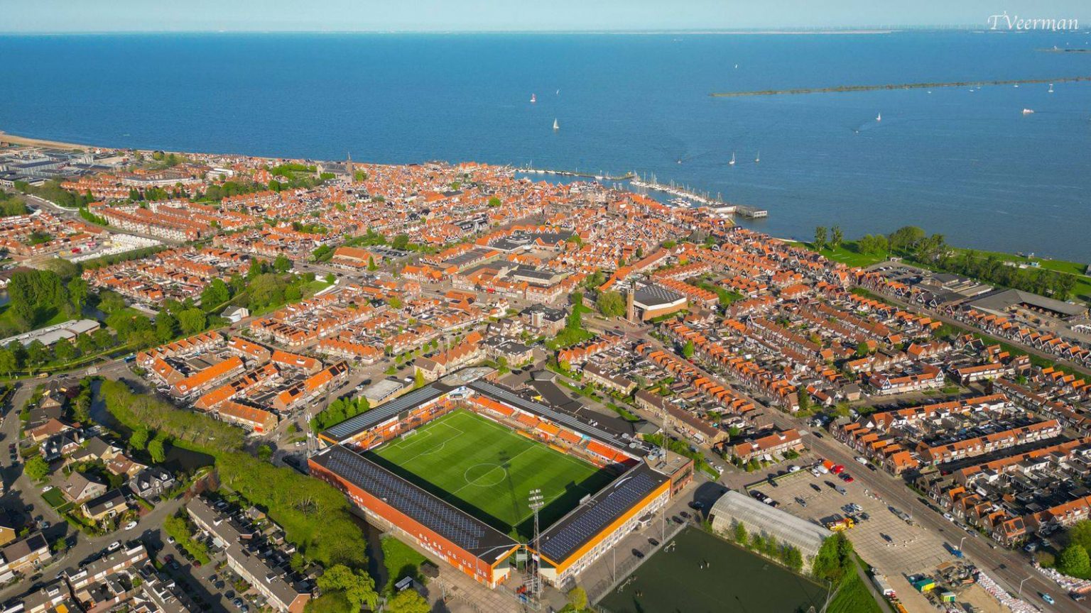 FC Volendam wankelt richting seizoensstart: zorgen alom bij 'Het Andere ...